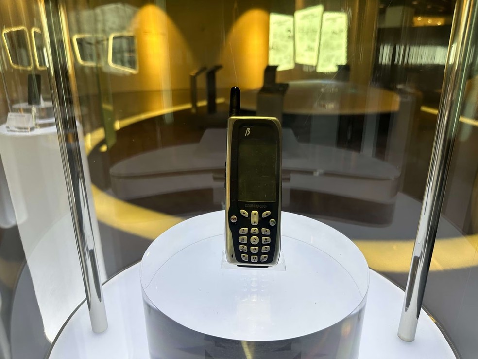 O celular 'Matrix' e outras relíquias que a Samsung esconde em seu ...