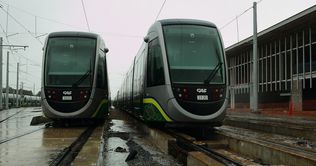 G1 - Dois anos após chegada de vagões, obra de VLT de Cuiabá está ...