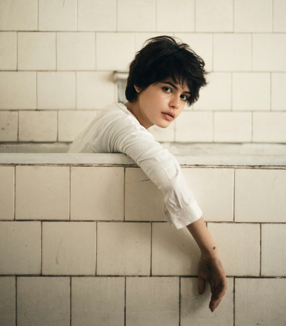 Julia Dalavia elogia atitude de Adriana ao dar nova chance ao amor ...