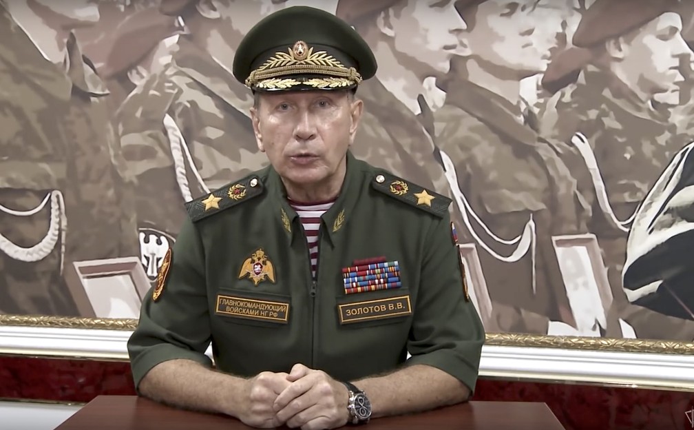 Chefe da Guarda Nacional russa desafia opositor de Putin a duelo ...
