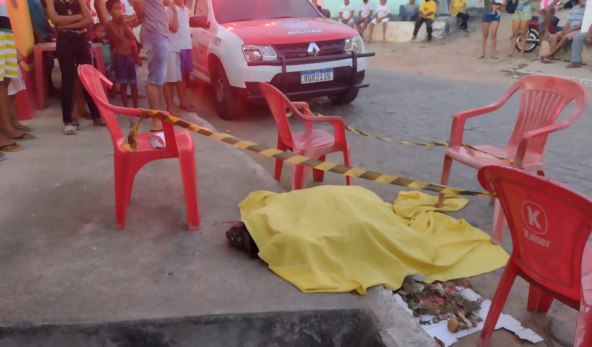 Mulher é Presa Em Arapiraca Al Por Matar Homem Que Negou A Ela R 2 E