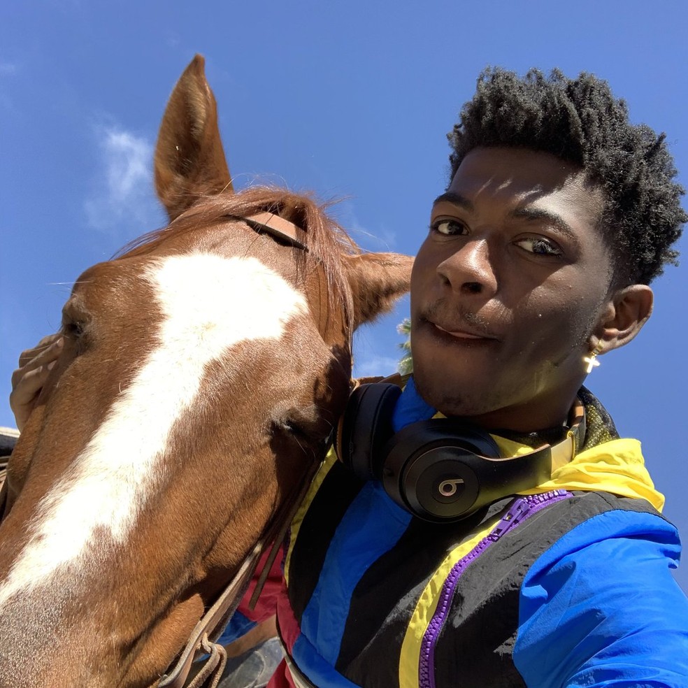 Lil Nas X leva country rap 'Old Town Road' ao topo com polêmica ...