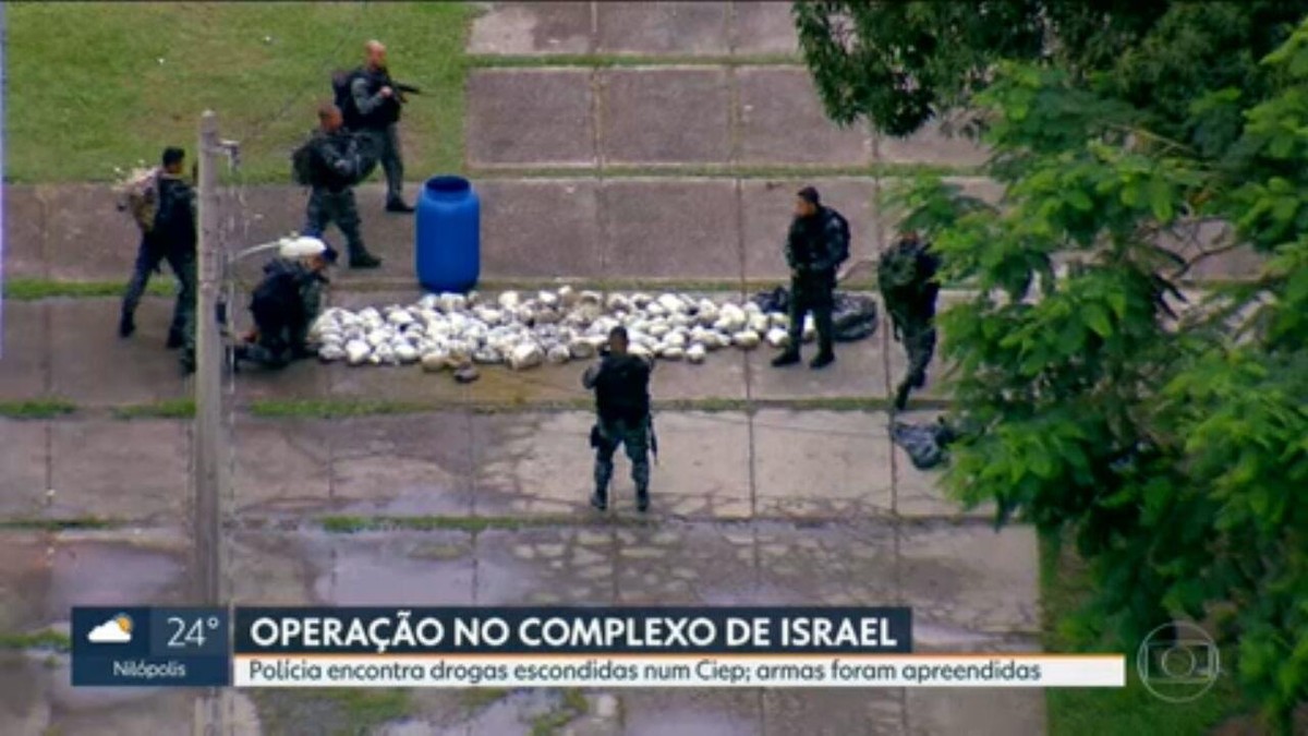 PM encontra drogas em escola pública do Complexo de Israel | Rio de ...