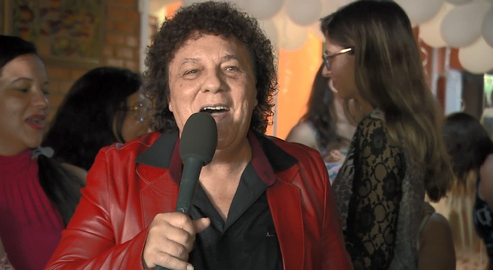 Ídolo da Jovem Guarda, Wanderley Cardoso desabafa sobre queda na renda ...