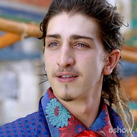 Nando (Johnny Massaro) não desiste! Juliana (Bruna Linzmeyer) não chega ...