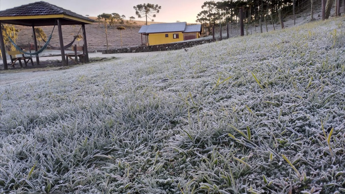 Depois de onda de calor, semana termina com chance de geada na Serra do ...