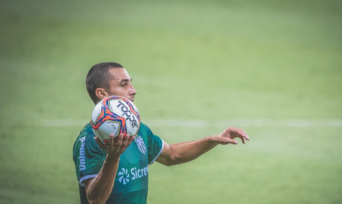 Belão prega foco na Caldense para conquistar vaga contra o Vasco ...