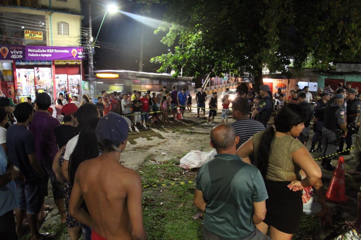 Homem Morre Após Ser Baleado Em Praça No São Jorge Em Manaus