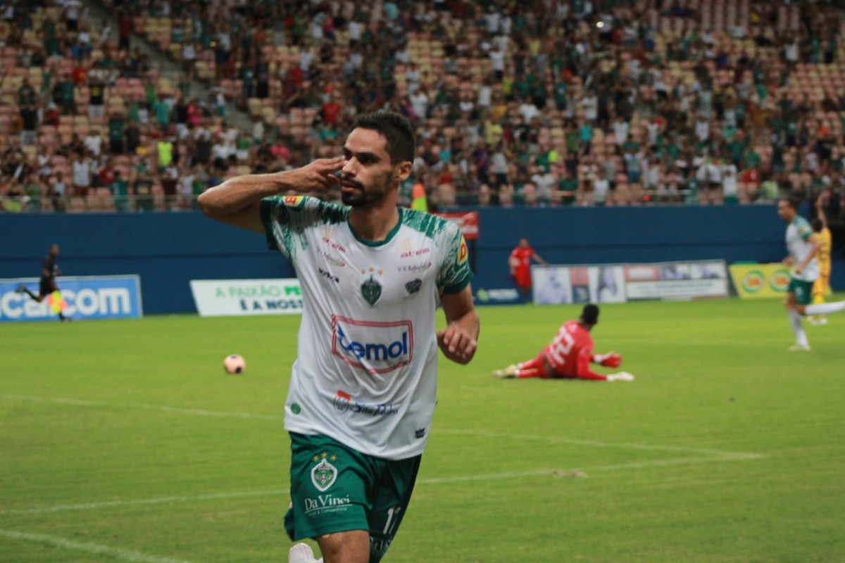 Gilson Alves sofre entorse no joelho e desfalca o Manaus FC na estreia ...