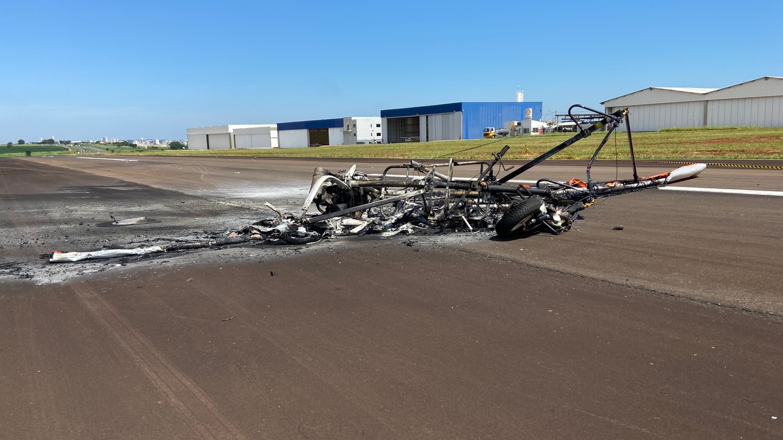 Entenda o que é um Trike, modelo de aeronave que caiu no Aeroporto de ...